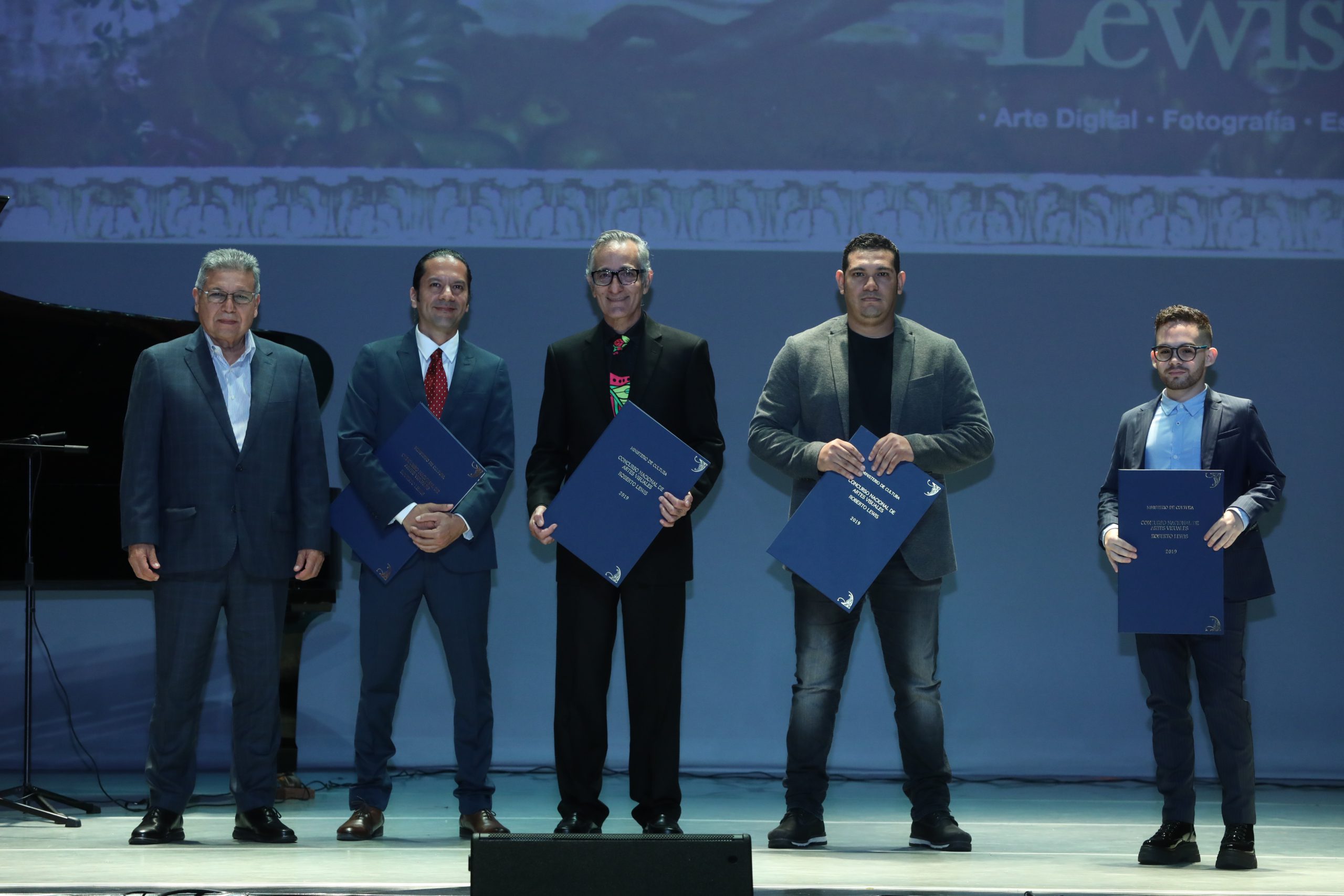 ROBERTO LEWIS – Ministerio de Cultura de Panamá