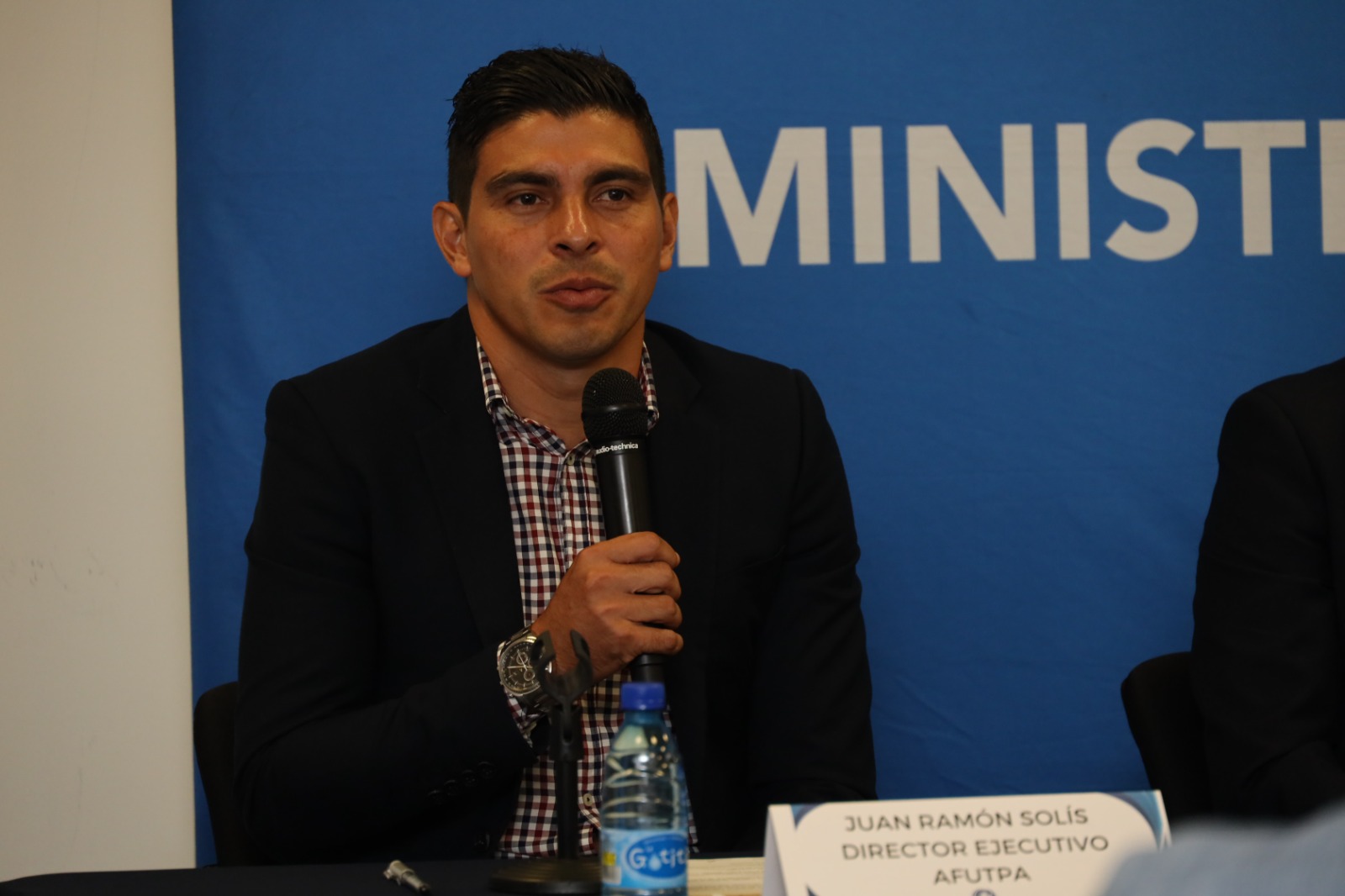 Anuncian convocatoria de la tercera edición del Concurso Literario Luis ...