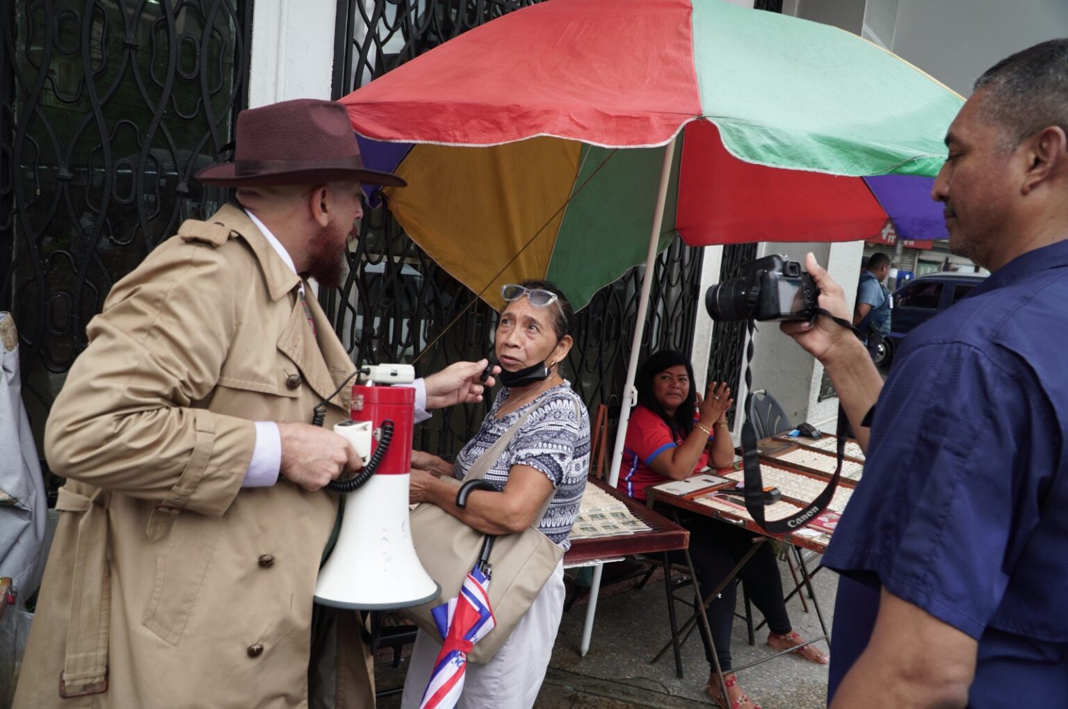 El Artes Visual Fest 2024 ilumina con sus colores a la Ciudad de las ...